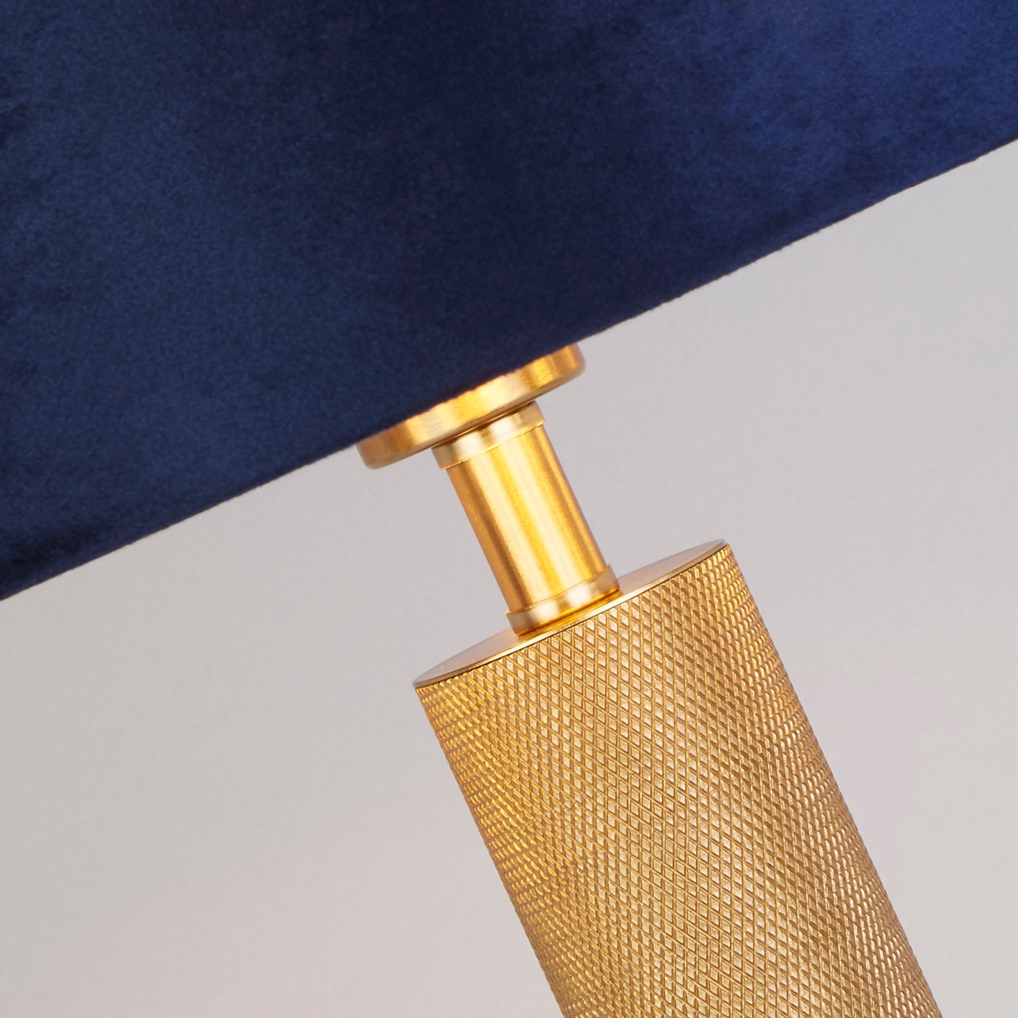 Searchlight 65721AZ London Table Lamp - Knurled Brass & Navy Velvet ...