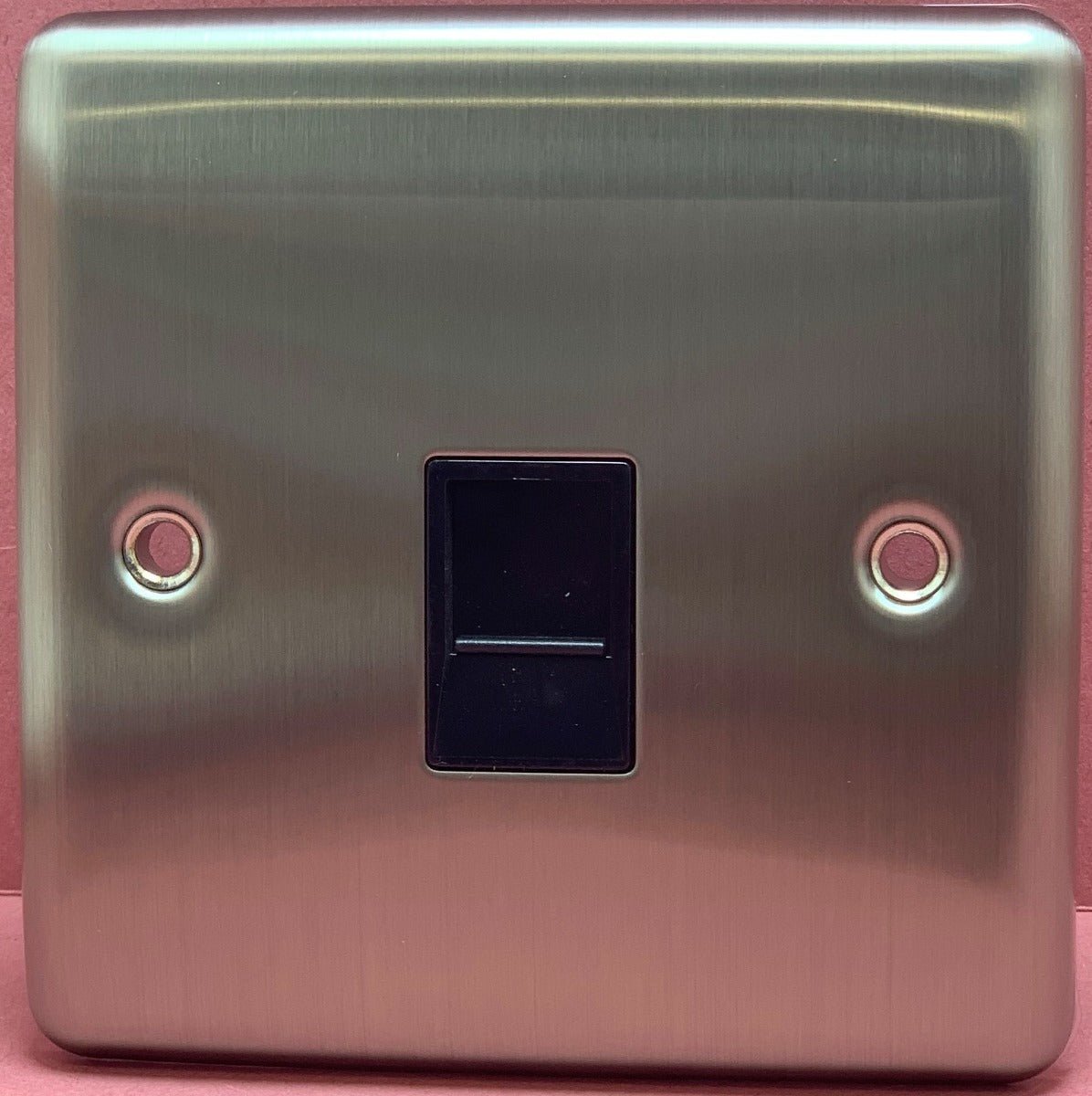 Quadrant Decor 1 Gang RJ45 Socket, Cat5 Satin Chrome & Black Insert ...